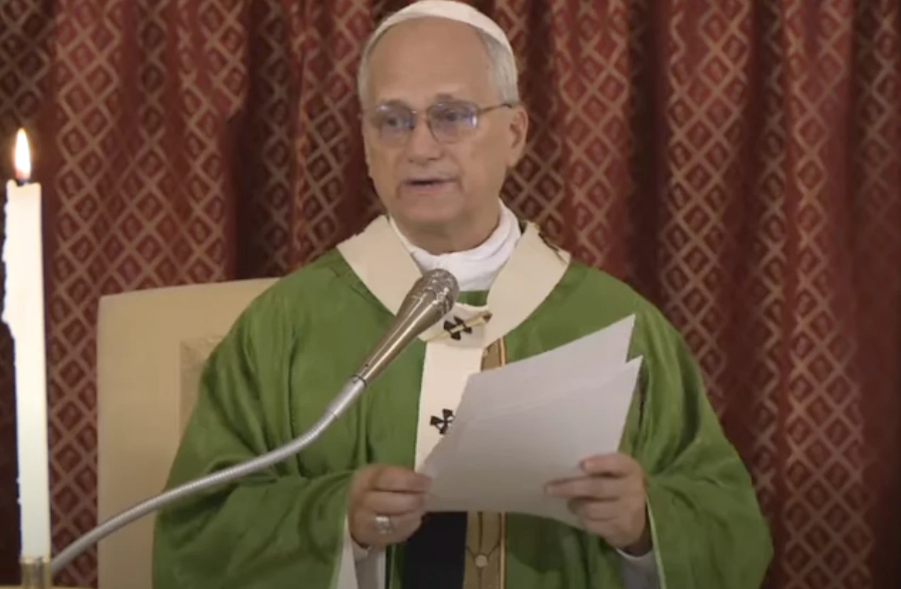 Paus Leo XIV viert Eucharistie met armen en Caritas-medewerkers ...