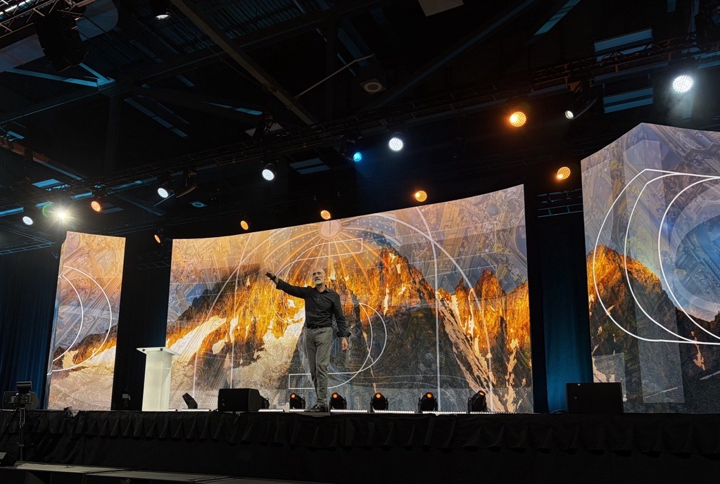 Arthur Brooks at SEEK26: ‘Your job isn’t to win arguments, it’s to win ...