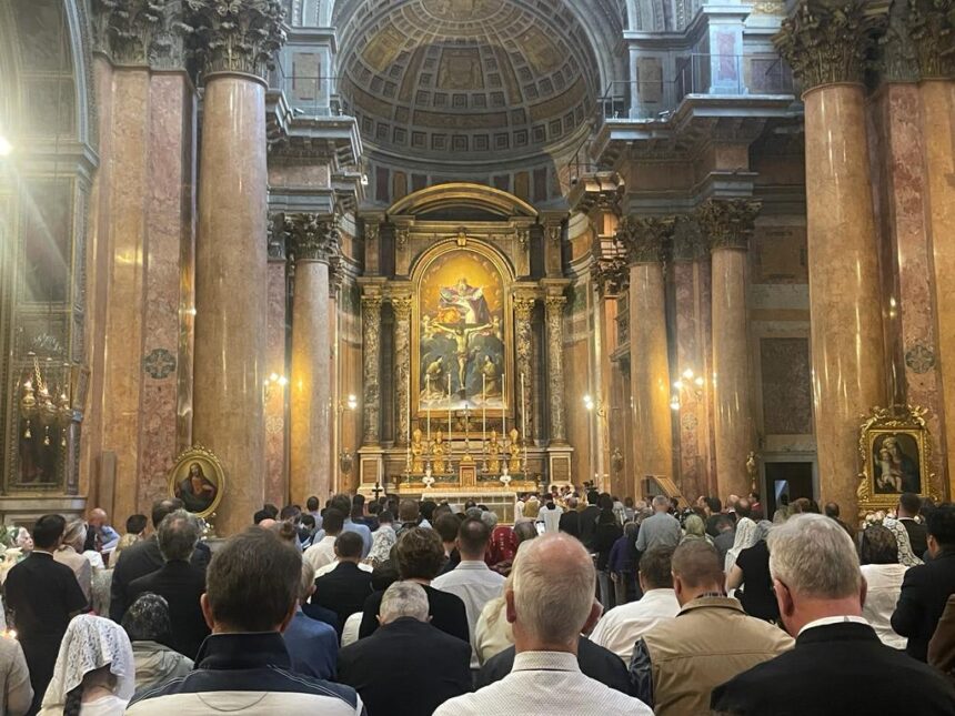 Ahead of consistory, priest urges new canonical structure to resolve ...