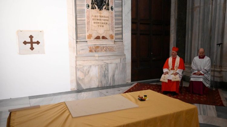 Holy Doors of Papal Basilicas sealed until next Jubilee - ExploreCatholic