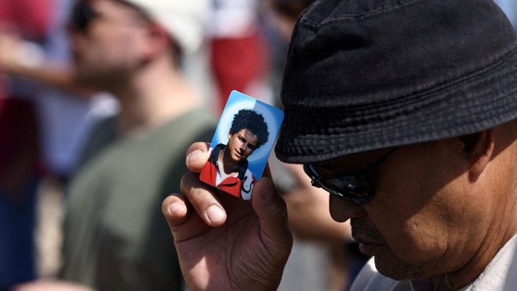 Myanmar: Standbeeld van St. Carlo Acutis opgericht als symbool van hoop ...